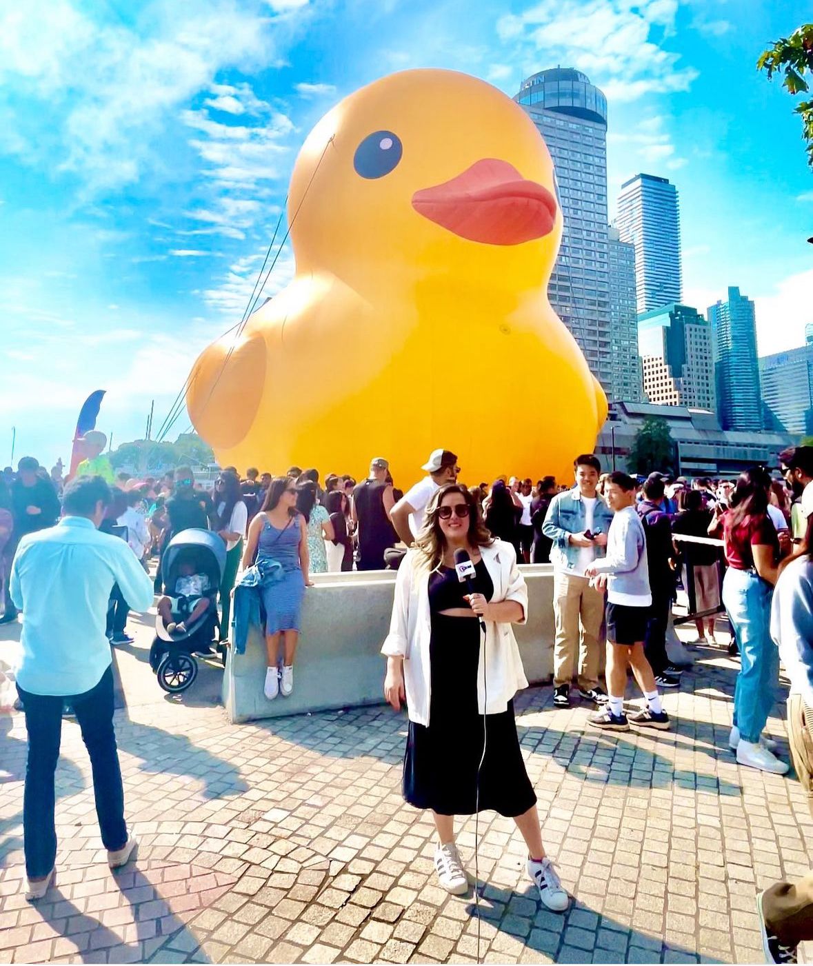 Mama DUCK IN Toronto - The Brazilian Media